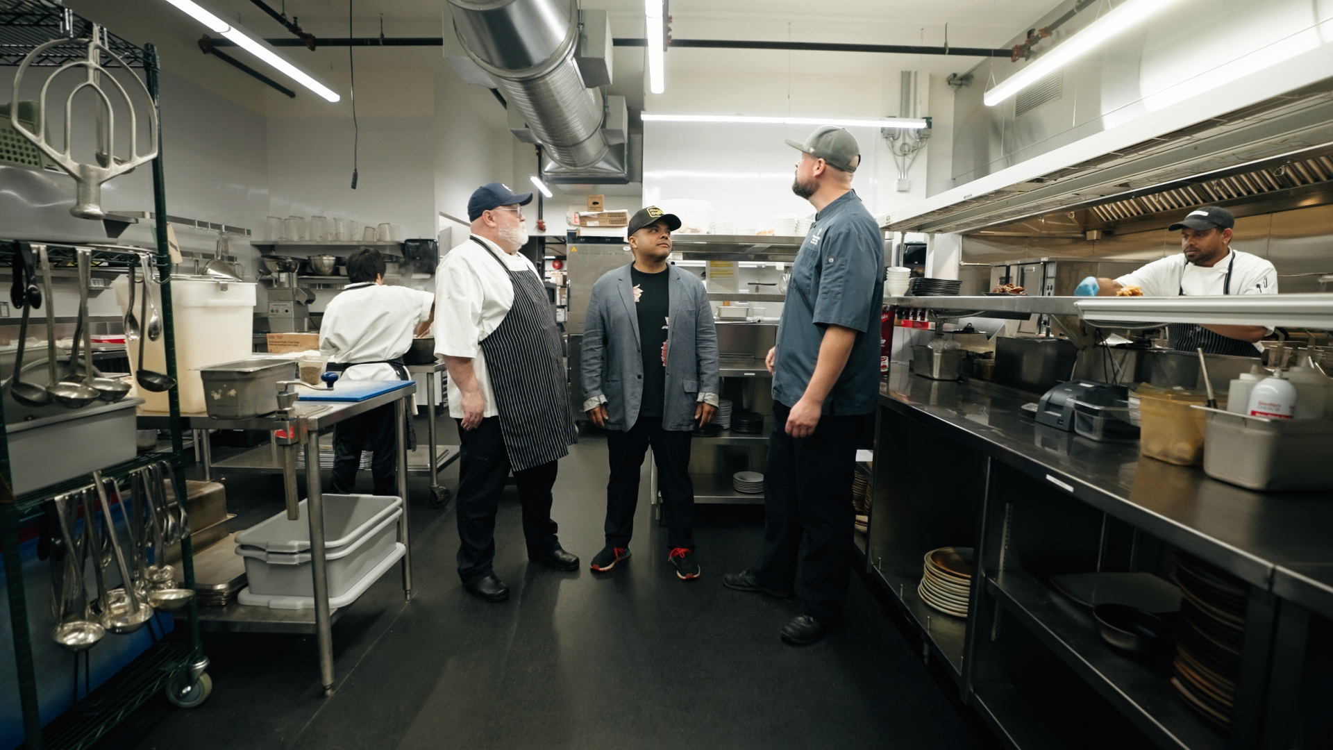 PRTV | TV Shows - Roger Mooking